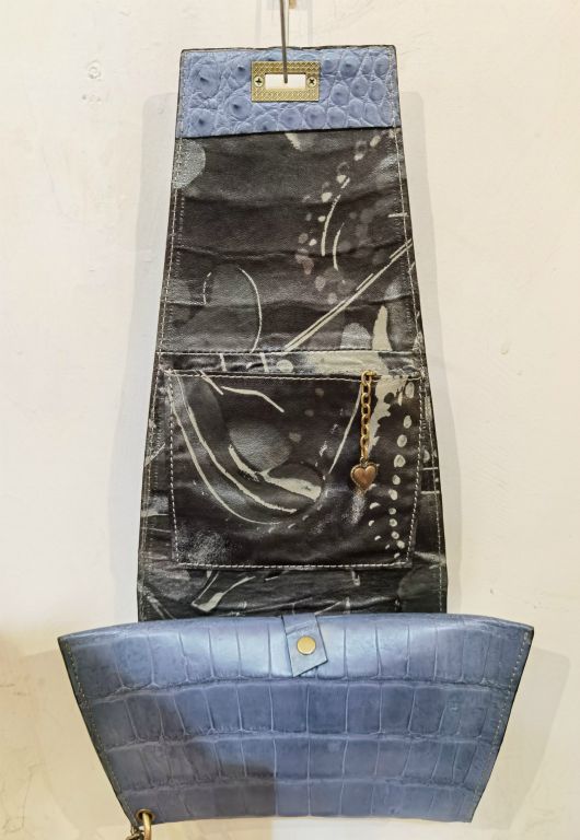 4BlueCrocTailClutch14 | leathercraft by ava LAU